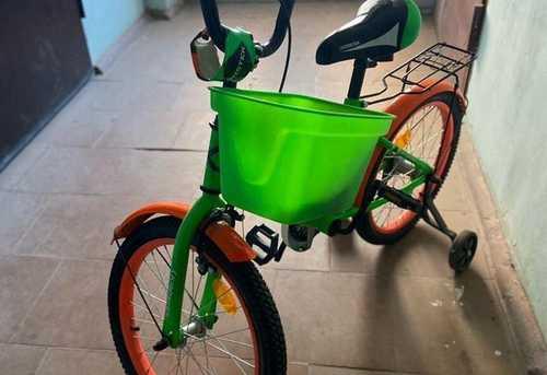 Велосипед детский 4 колесный