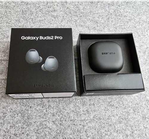 Наушники Samsung Galaxy Buds2 Pro рст в идеале