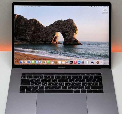 MacBook Pro 15 2019 i7/16/256/Radeon 4gb