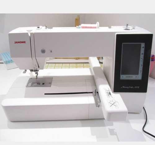 Вышивальная машина Janome Memory Craft 500E