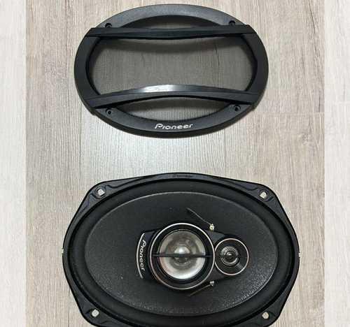 Автомобильные колонки pioneer