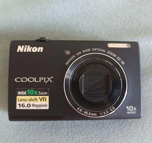 Nikon coolpix S6200