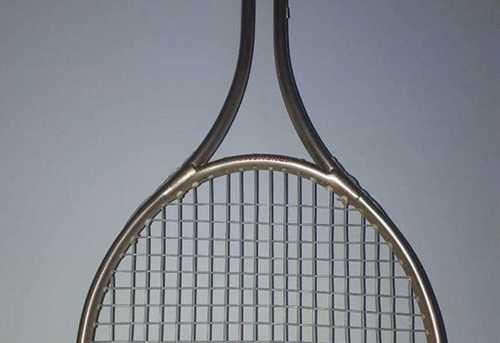 Теннисная ракетка Yonex для большого тенниса