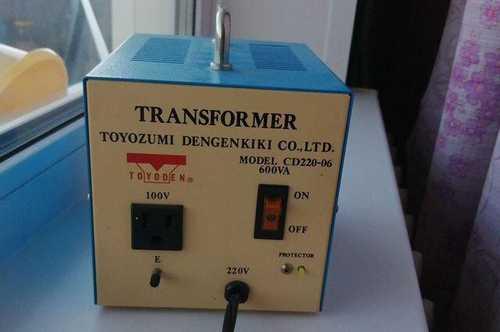 Понижающий трансформатор Toyozumi CD220-06 600 VA