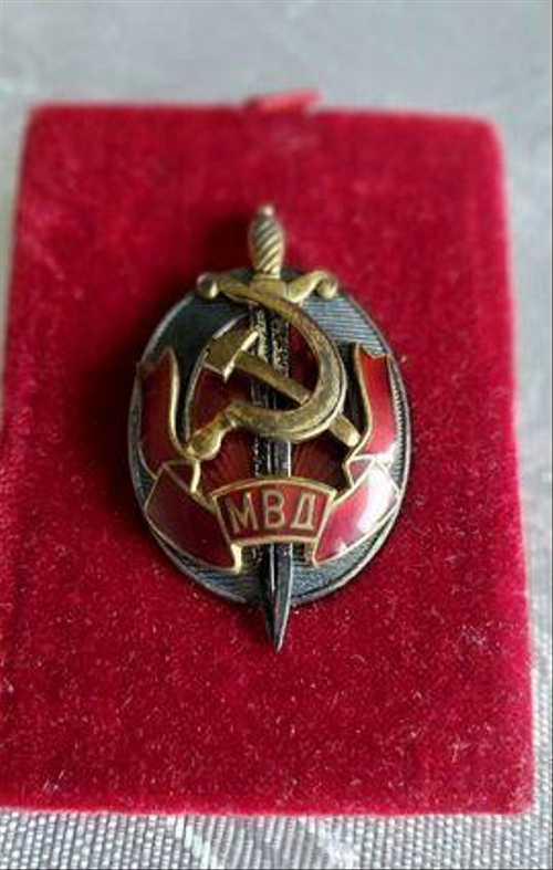Знак Заслуженный работник мвд