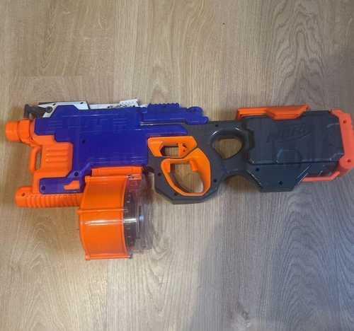 Бластер nerf