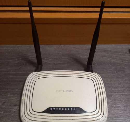 Роутер TP-link TL-WR841ND