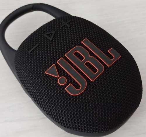 Беспроводная портативная колонка JBL Clip 5