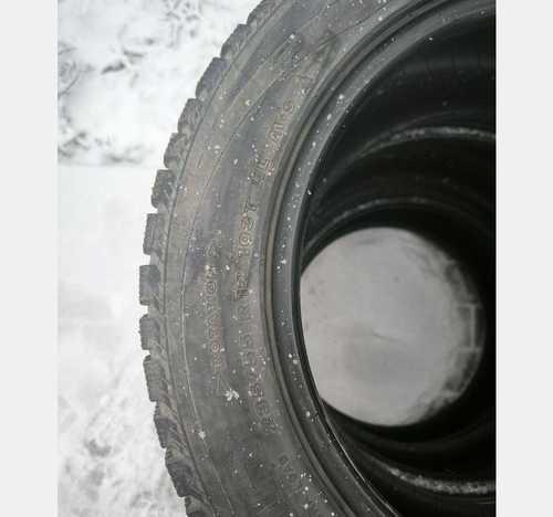 Nokian Tyres Hakkapeliitta 4 235/55 R17 103T