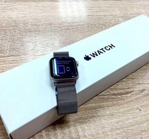 Часы apple watch se 2 40 mm 2023