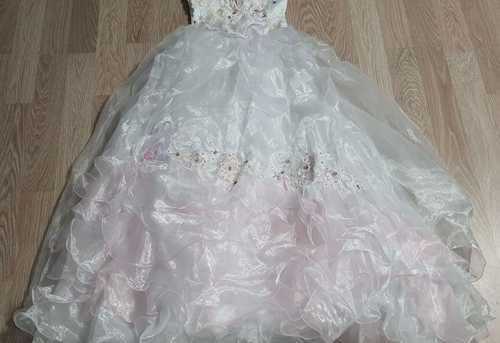 Платье женское свадебное 40-42