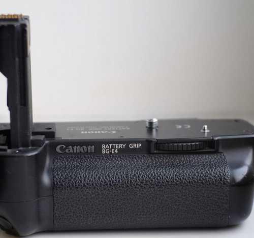 Батарейная ручка Canon BG-E4