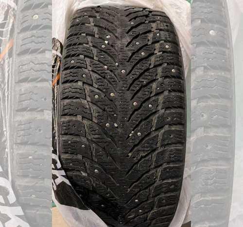 Nokian Tyres Hakkapeliitta 9 235/45 R18