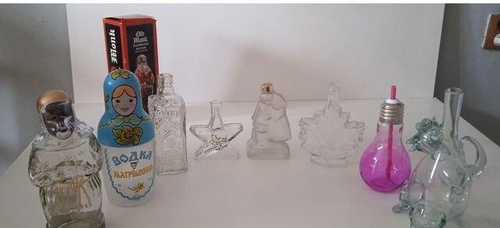 Бутылки разные фигурные, крышка стеклянная