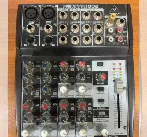 Микшер пульт Behringer xenyx 1002