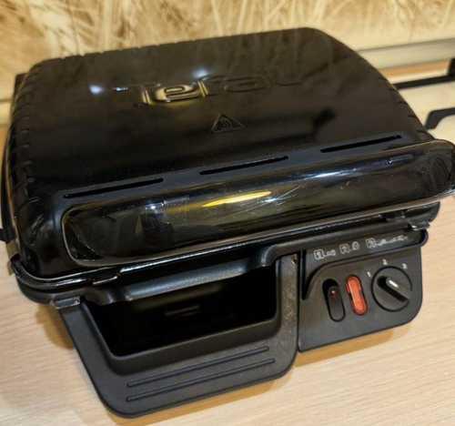 Электрогриль Tefal g03-m (GC305816)