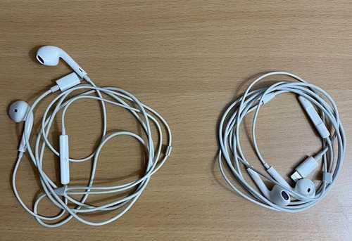 Гарнитура Apple EarPods с коннектором Lightning
