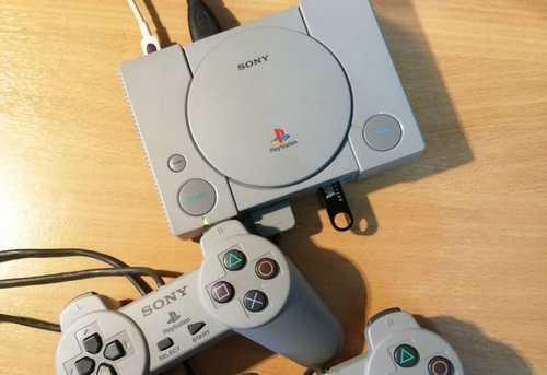 PlayStation Classic Mini Прошитая с кучей игр
