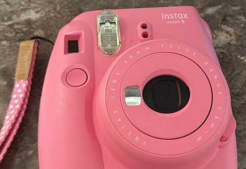 Плёночный фотоаппарат instax