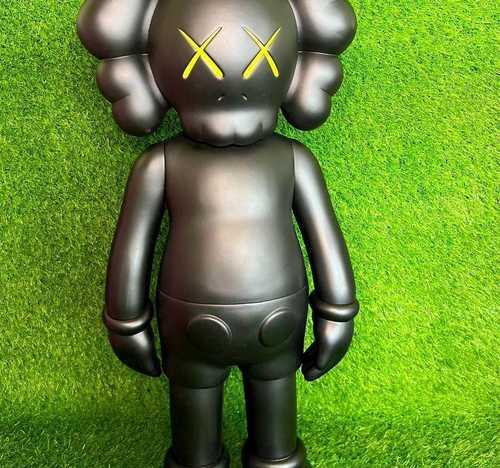 Kaws 70 см База