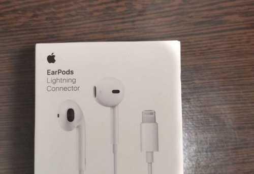 Проводные наушники Apple EarPods (Lightning)