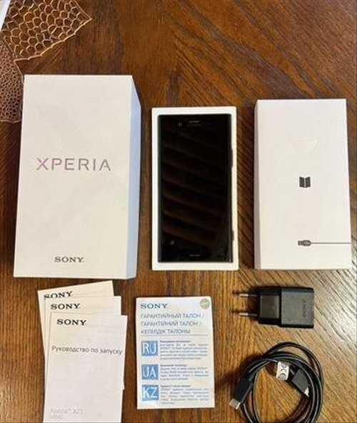 Sony Xperia XZ1 полный комплект