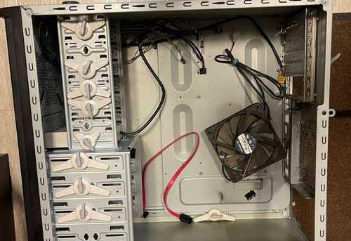 Корпус для пк Gigabyte
