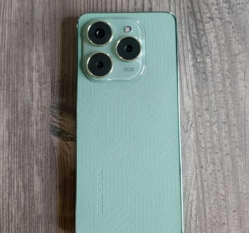 TECNO Spark 20 Pro, 8/256 ГБ