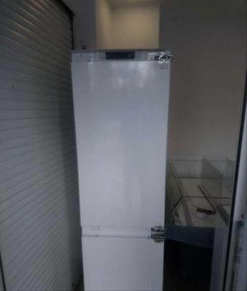 Встраиваемый холодильник бу Korting no frost