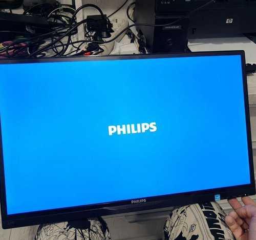 Монитор Philips 23 дюйма Full HD