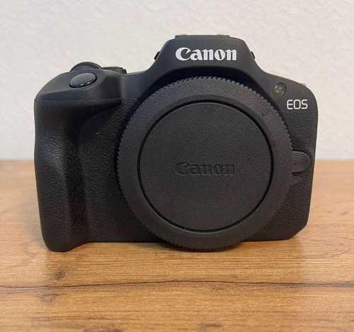 Беззеркальный фотоаппарат Canon EOS R100 Kit RF 18