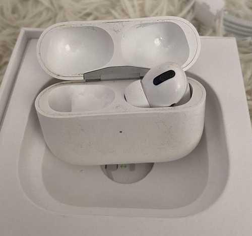 Earpods pro правый наушник + кейс