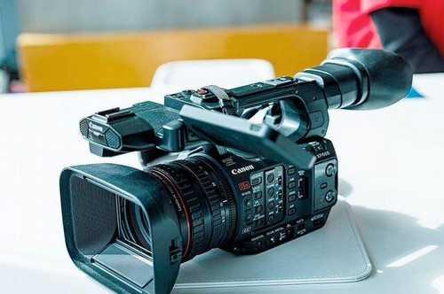 Видеокамера Canon XF605 новая