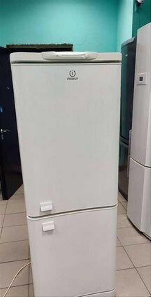 Холодильник Индезит С132