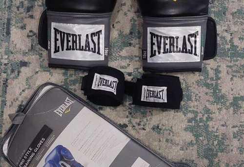 Боксерские перчатки Everlast 10 oz Как новые