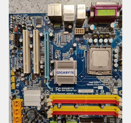 Материнская плата Gigabyte GA-Q35M-S2 с процессоро