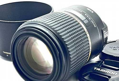 Nikon Tamron AF SP 90mm F / 2.8 Di VC