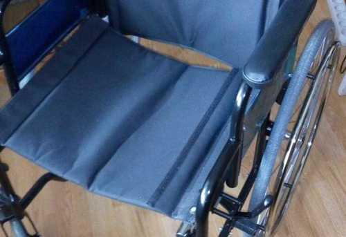 Инвалидная коляска. Новая