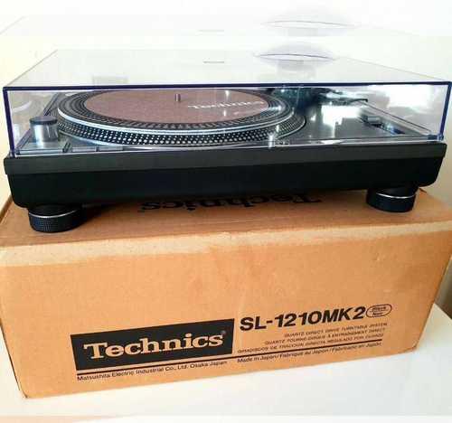 Виниловый проигрыватель Technics SL-1210MK2