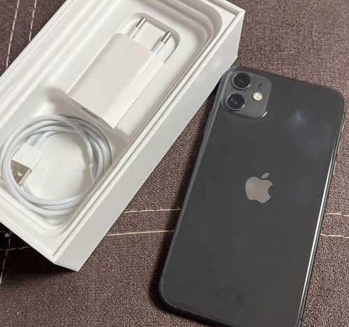 iPhone 11, 64 ГБ