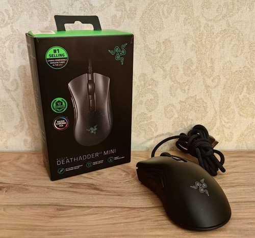 Игровая мышь Razer deathadder v2 Mini