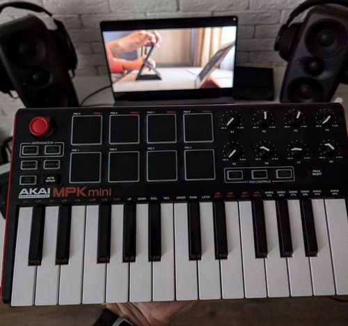 Akai MPK mini MK2