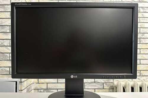 LG W1946S-BF (18.5"/1366x768/TN/VGA)