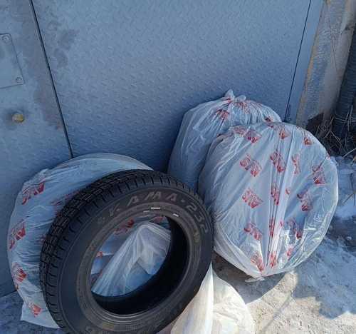 КАМА Кама-232 185/75 R16 95T