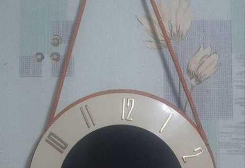 Часы настенные Янтарь, СССР раритет 1965 год