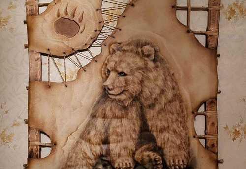 Панно (картина) медведя из кожи