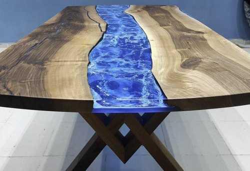 Стол из слэбов и смолы Голубая вода