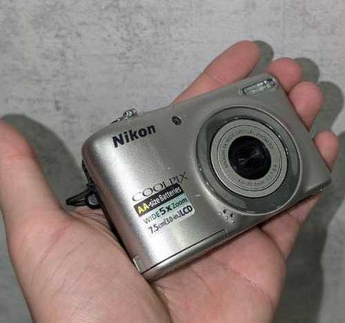 Компактный фотоаппарат nikon l25