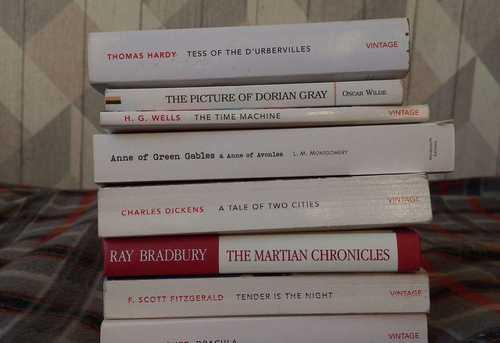 Восемь книг на английском языке