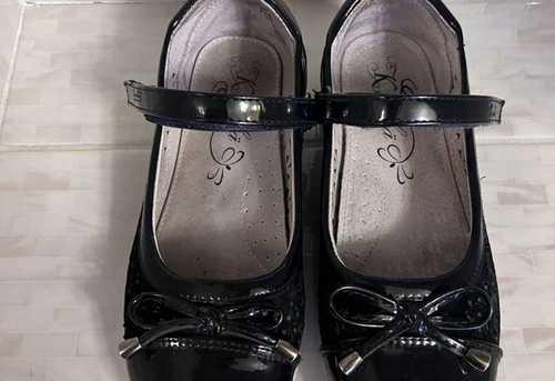 Туфли для девочки школьные
